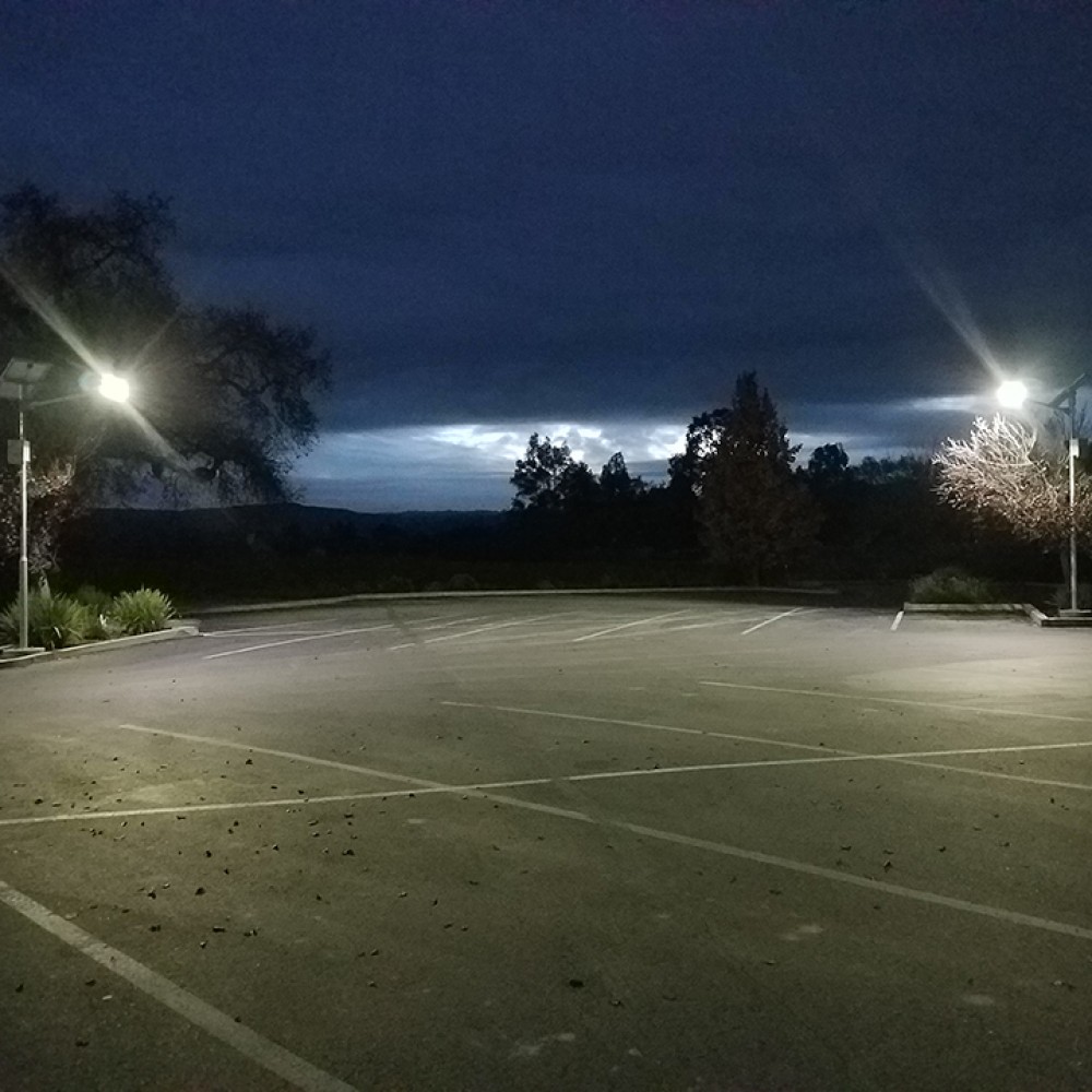 SL34 Solar LED Parking Lot Light Fixture with Pole