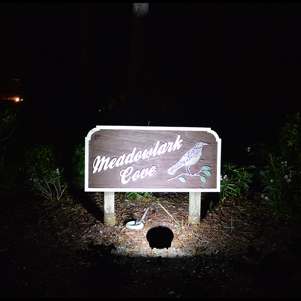FL06 Solar Sign Light. Complete kit with choice of solar panel power.